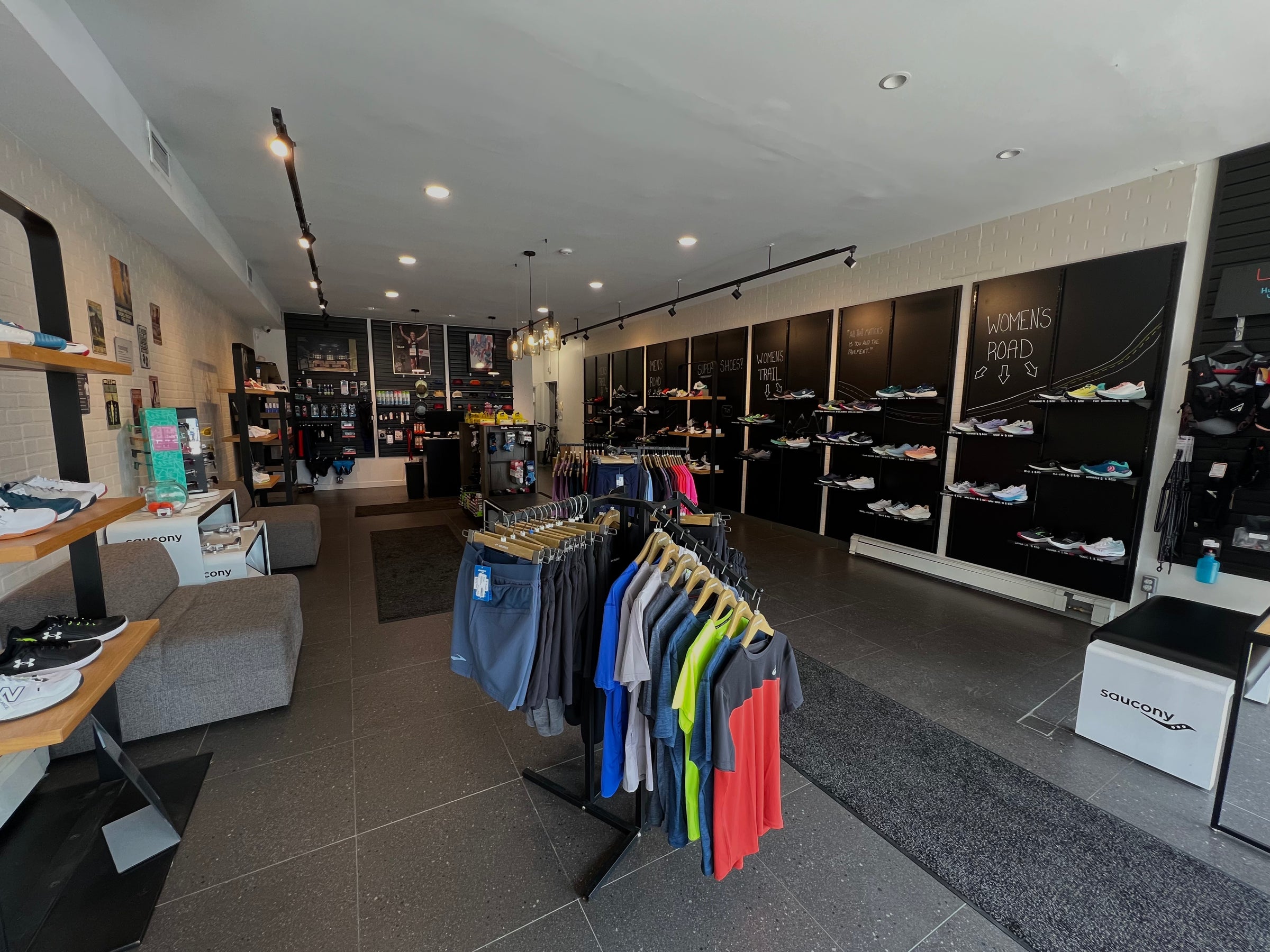 Visit Us In Store – Sports 4